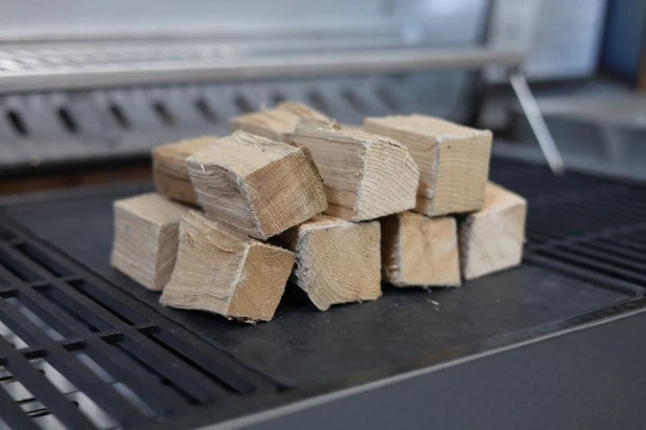 Black Earth - Manitoba Oak Wood Chunks - 11kg – Hashbrowns Homestead ...